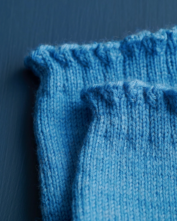 Ruffle Socks: Sock Knitting Pattern